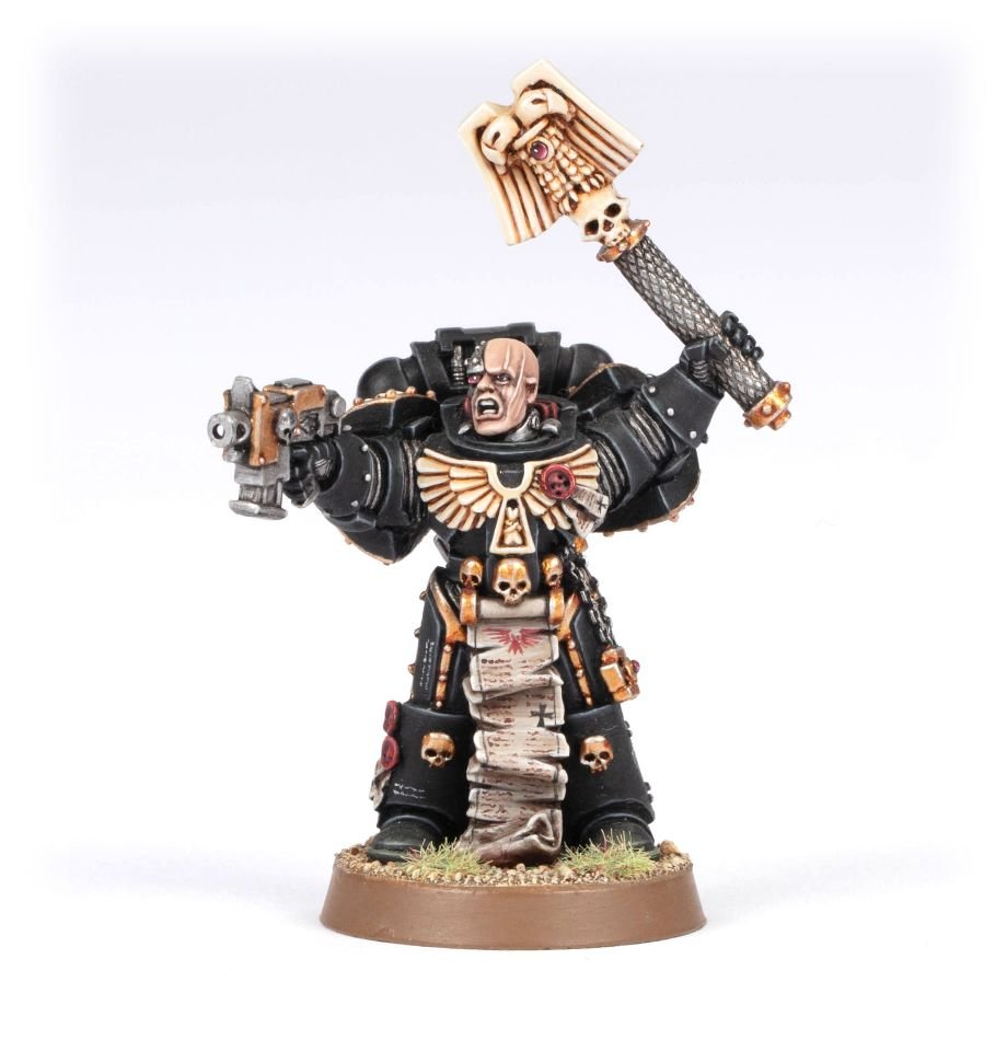 Warhammer 40k: Space Marines Chaplain with Pistol & Crozius ...